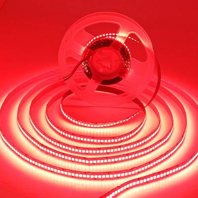 Cina 12V 240LEDS SMD 2835 LED Strip Light 1200LEDs 16.4Ft Non impermeabile Colori Rosso Verde Blu Arancio Per Bar in vendita