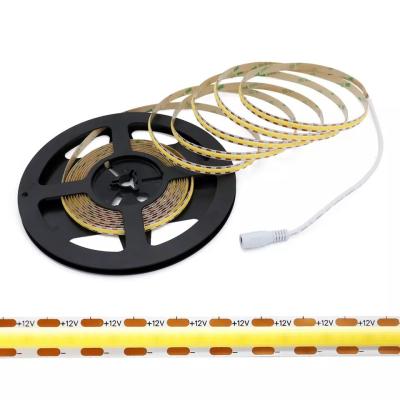 Cina 320Leds Flessibile LED Strip Bianco/Bianco Caldo DC24V 8mm Larghezza COB integrata luce a LED in vendita