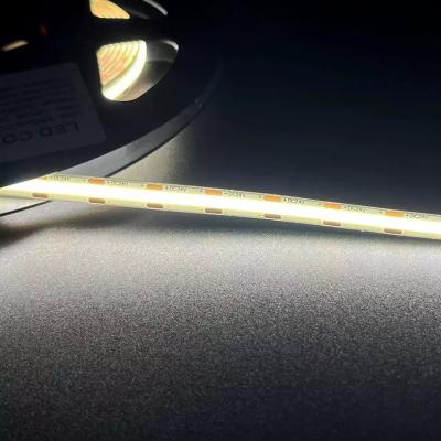 Cina 320Leds Flessibile LED Strip Bianco/Bianco Caldo DC24V 8mm Larghezza COB integrata luce a LED in vendita