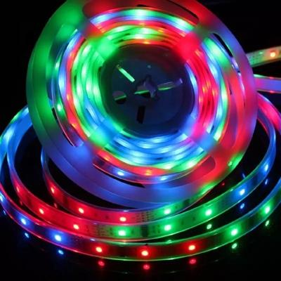 Cina Hongtop 5m/roll 3- SK6812 RGB RGBW RGBWW RGBNW RGBCW LED Strip Light per mobili in vendita