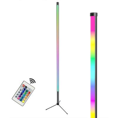 Cina Prodotto Smart Ambient Lampada di tramonto Nuovamente progettato RGB Decorazione cambiante colore Luci notturne in vendita