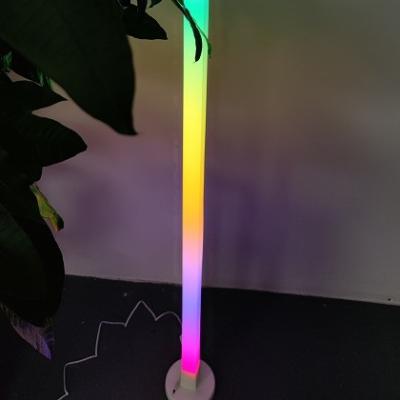 China Slaapkamer Decoratief Omgevingslicht 1,5m LED Kleurrijke kleine doos afstandsbediening vloerlamp 10000 Werkuren Te koop