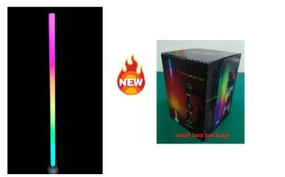 China Slaapkamer Decoratief Omgevingslicht 1,5m LED Kleurrijke kleine doos afstandsbediening vloerlamp 10000 Werkuren Te koop