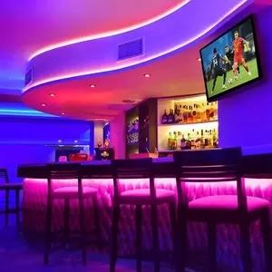 Cina Lampada Flusso luminoso lm 1000 24V 576 led/metro RGB COB LED Soft Light Strip Diretto Buono in vendita