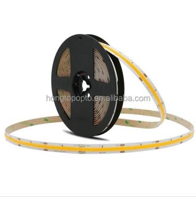 Cina CE RoHS Approved Flexible White COB LED Strip con temperatura del colore di 3000K in vendita
