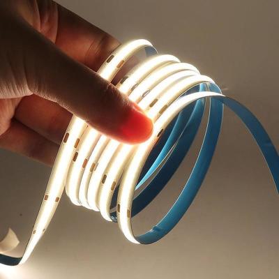 Cina Kit di strisce a LED a tensione di ingresso DC12V/24V con luci COB dimmabili e driver intelligente in vendita