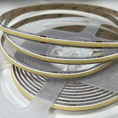 中国 設計 LED ストライプライト 560LEDS COB 12V 24V 調節可能 CCT RA90 コントローラー 電圧低下なし 販売のため