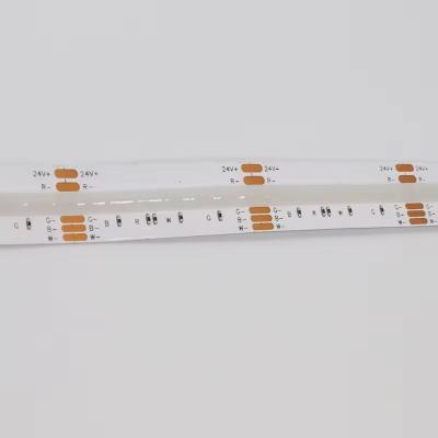 Cina COB RGB 1080 LED/m Striscia LED con superluminosità e angolo di raggio ampio di 120 gradi in vendita