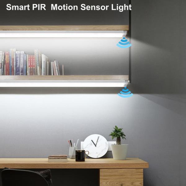 Quality Lithium Ion Battery Motion Sensor Night Light PIR Dimmable Cabinet Light 3000K for sale