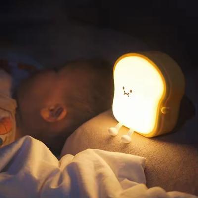 China Compact Rechargeable LED Night Light 3000K Dimming And 30 Minute Timed Turn Off for sale