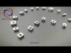 Finition de surface de sol de précision et technologie de revêtement en argent pour les inserts de carbure CNC révolutionnaires
