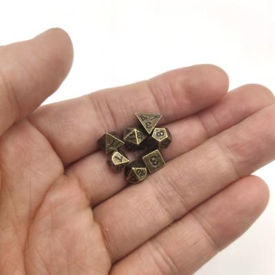 Cina I dadi di alta qualità hanno fissato il colore Mini Custom Mini Polyhedral Dice Set di plastica variopinto in vendita