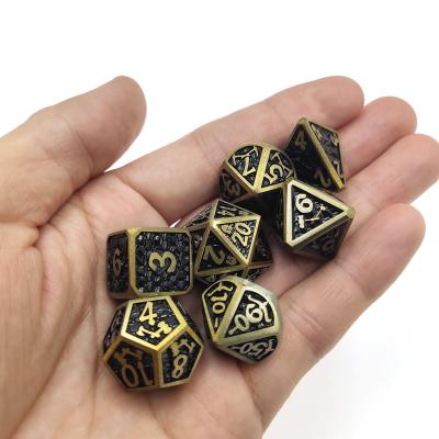 Cina Dungeons and Dragons RPG Dice chip High Temperature Metal For Family Game in vendita