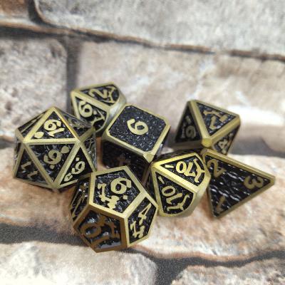 Cina Metal Anti wear Hand Carved card game Dice Practical Polyhedral in vendita