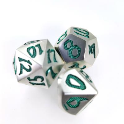 Cina Sharp Edge Resin Dice Set Polyhedral Dice Lightweight Sharp Edged Light Blue Material for rpg game in vendita