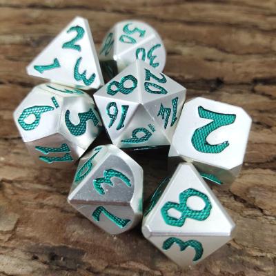 Cina Cool Polyhedral Bulk Metal Classic Dice Set Odorless Multipurpose 7 Piece Dice Set For Table Game in vendita