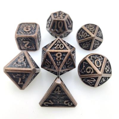 Cina GST Multipurpose Mini RPG DiceGold Plated Polyhedral Dice Set Unique Tactile Gaming Experience black in vendita