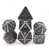 China Modern Metal Polyhedral Dice Lightweight Sturdy Liquid Manual Grinding for sale
