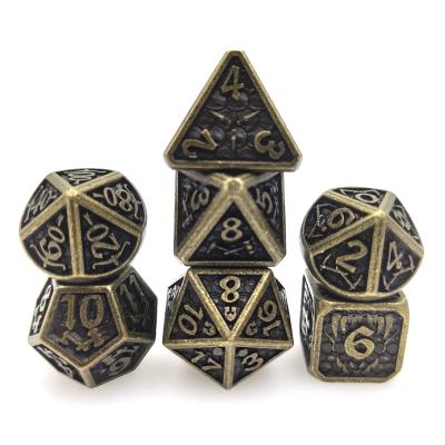 Cina Board Game Card Rpg Dice Light Weight Unique Metal Dice Set Cuprum in vendita