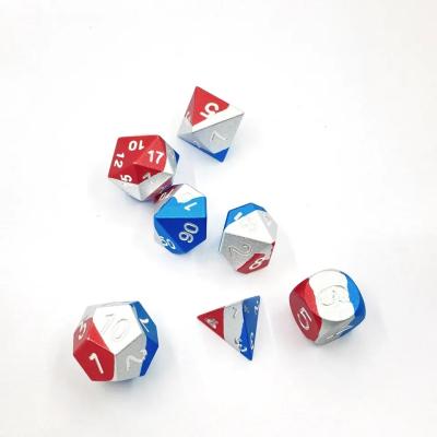 Cina Smooth Light Bule Metal Dice Colorful Polyhedral DND Gaming Dice Set in vendita