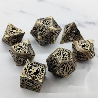 Cina Back To Metal Dice Set Kusalukono Multi Facial COC DND RPG Dice in vendita