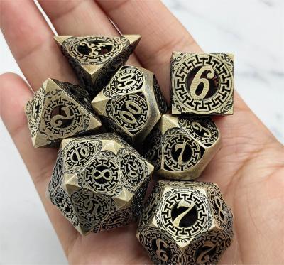Cina Back To Metal Dice Set Kusalukono Multi Facial COC DND RPG Dice in vendita