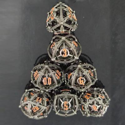 Cina Sound Pearl RPG Metal Hollow Dice Set DND Cisu 16mm Smooth in vendita