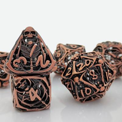 Cina Skull Metal Hollow Dice Set DND Dungeons And Dragons Polyhedral RPG Hollow Digital in vendita