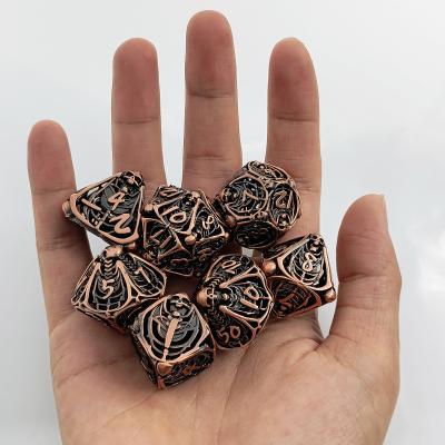 Cina Skull Metal Hollow Dice Set DND Dungeons And Dragons Polyhedral RPG Hollow Digital in vendita