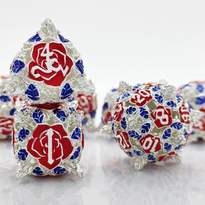 Cina Polyhedral Metal Hollow Dice RPG Role Playing DND Dungeons And Dragons Tabletop Game in vendita