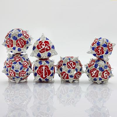 Cina Polyhedral Metal Hollow Dice RPG Role Playing DND Dungeons And Dragons Tabletop Game in vendita
