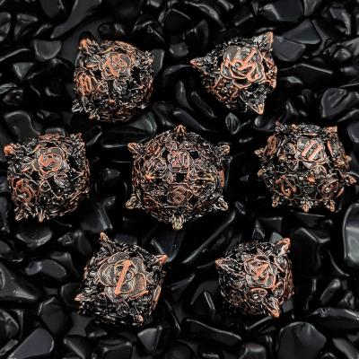 Cina Polyhedral Metal Hollow Dice RPG Role Playing DND Dungeons And Dragons Tabletop Game in vendita