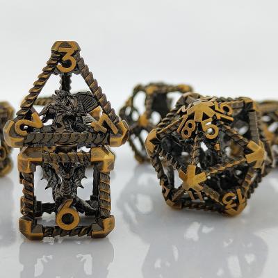 Cina Hollow Multi -Noodle Metal Dice Flying Dragon Dungeon And Dragon DND in vendita