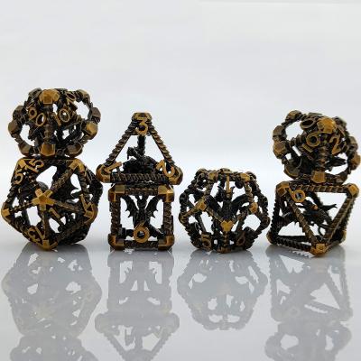 Cina Hollow Multi -Noodle Metal Dice Flying Dragon Dungeon And Dragon DND in vendita