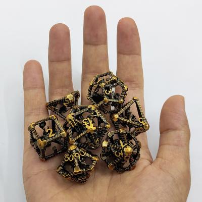 Cina Hollow Multi -Noodle Metal Dice Flying Dragon Dungeon And Dragon DND in vendita