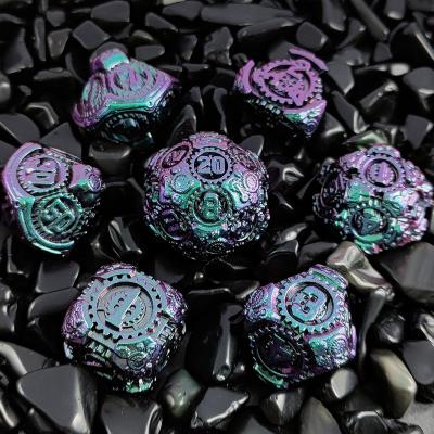 Cina Gear Metal Dice Set DND Dungeons And Dragons TRPG Polyhedral Dice D6 Table in vendita
