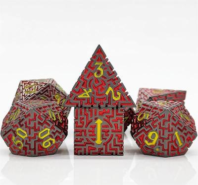 Cina Solid Maze Multi -Faceted Metal Dice DND#RPG Dungeon And Long Crusu in vendita