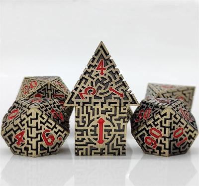 Cina Solid Maze Multi -Faceted Metal Dice DND#RPG Dungeon And Long Crusu in vendita