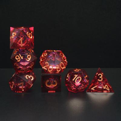Cina Red Flow Sand Liquid Resin Dice Set RPG DND COC Running Group in vendita