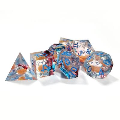 China Khaki liquid flow sand Resin multi -noodle tablet game dice set  dnd dice à venda