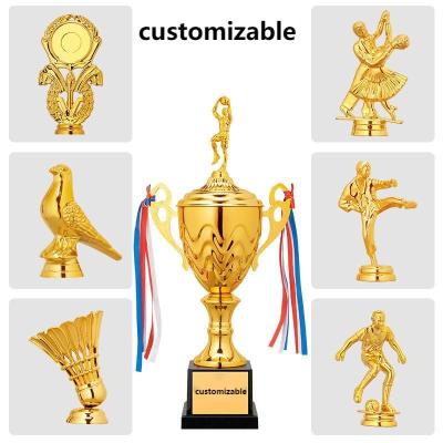 Cina Customized Metal Trophy Cup 32cm Hight Tear Resistant in vendita