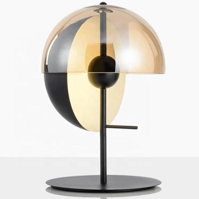 China New nordic style Half ball transparent glass black table lamp bedroom decoration bedside art  led lamp stand led table lamp for sale