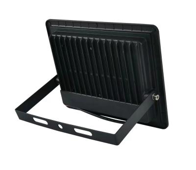 China Luz de inundação conduzida preta 30w exterior 100 lumen/w SMD2835 para o jardim à venda