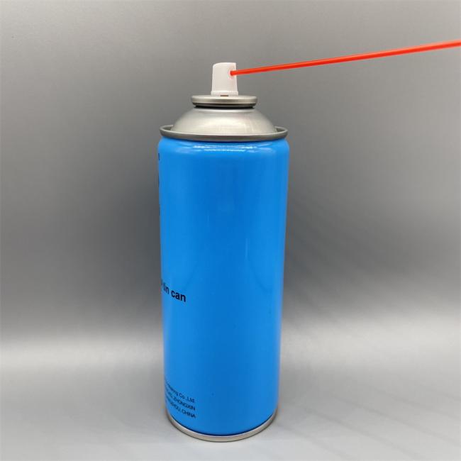 Detailed view of valve mechanism