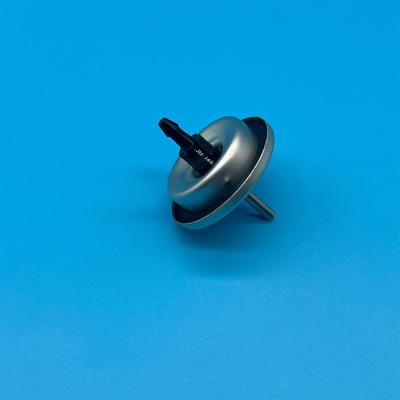 Chine Valve à pulvérisation pour le remplissage de gaz de butane plus léger Vente compacte, étanche et durable pour les remplissages de précision à vendre