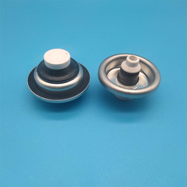 PU Foam Nozzle Valve in use during application