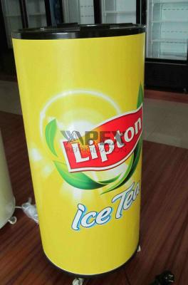 China O costume de vidro da tampa pode os refrigeradores 65L sob refrigerador da bebida da barra contrária o mini à venda