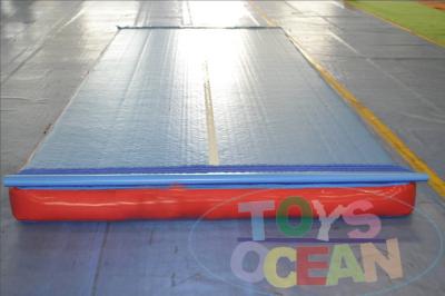 Cina Sicurezza gonfiabile su misura della pista di caduta del trampolino per la palestra in vendita