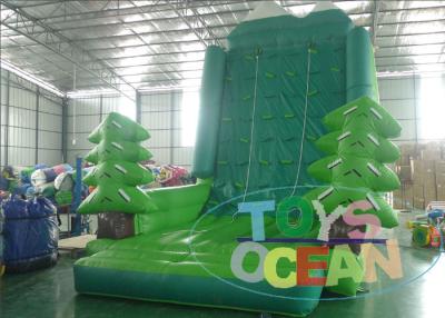 中国 おかしい屋内膨脹可能なスポーツのゲームの岩登りの壁の緑の木のジャングル 販売のため