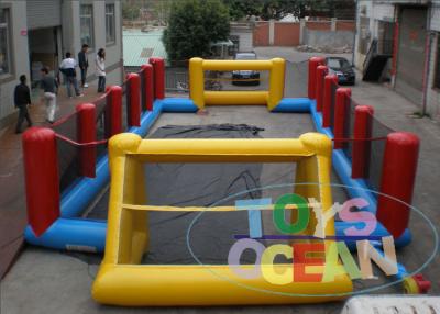 中国 黄色く膨脹可能なフットボール競技場のサッカー競技場/楽しみの相互パーティー用のゲーム 販売のため